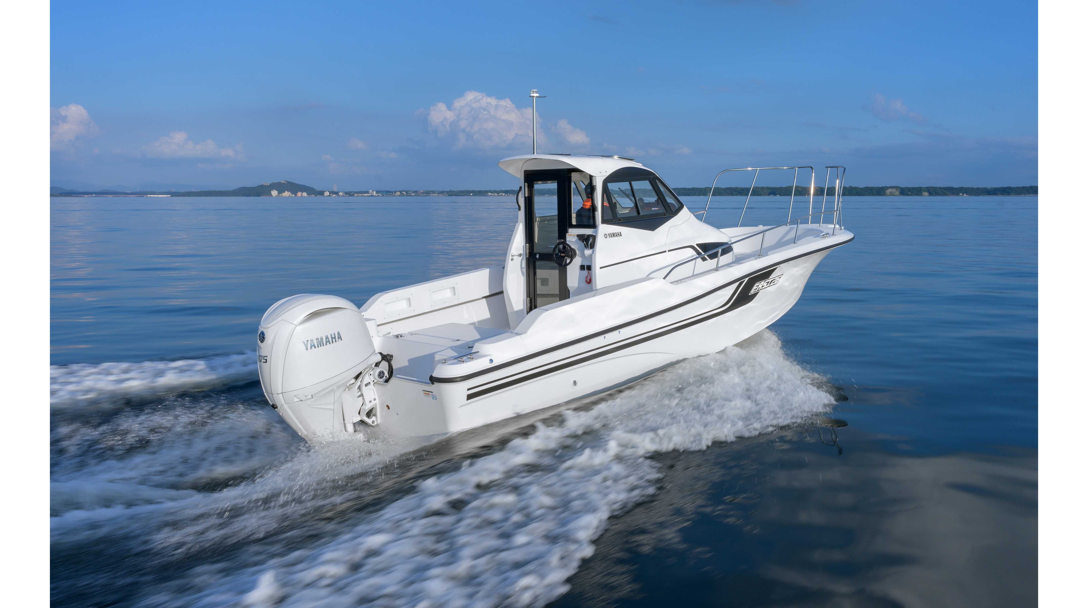 フィッシングボート「F.A.S.T.26EX」 新発売～フィッシングボートのロングセラーモデルにクローズドキャビン仕様を追加～ | ヤマハ発動機株式会社